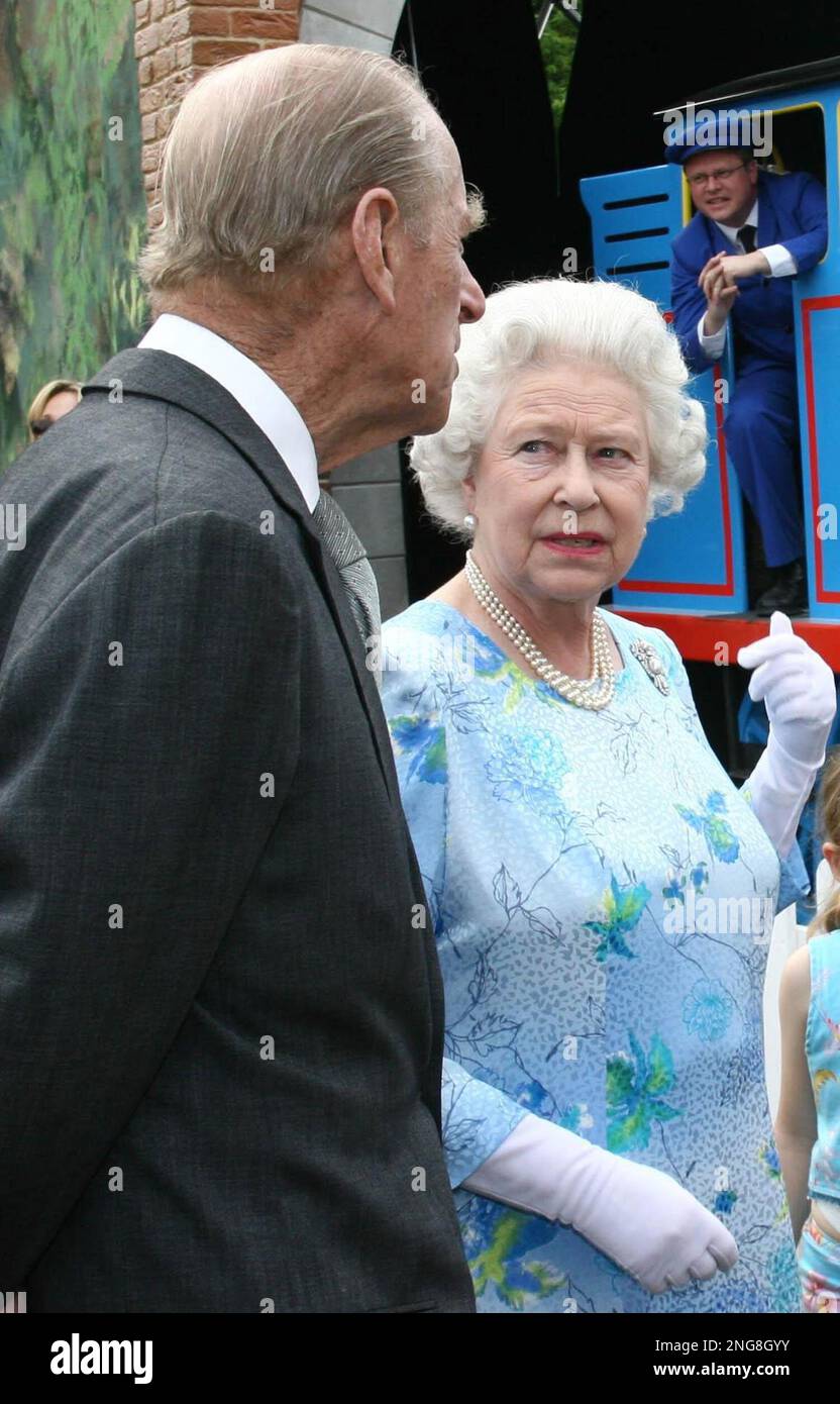 Queen Elizabeth II and Prince Phillip inspect Thomas the Tank Engine ...