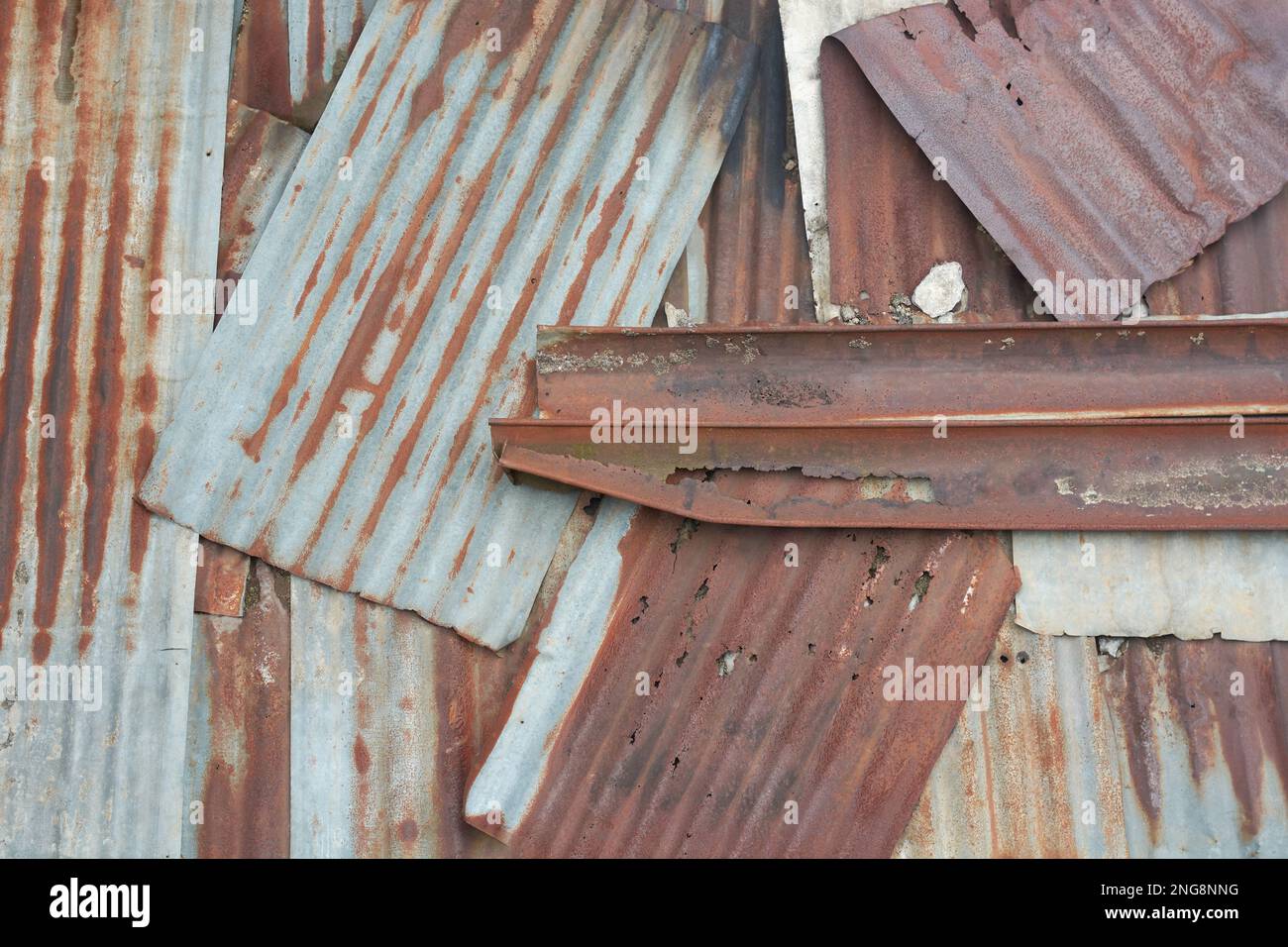 old rusty metal roofing sheets, pattern of unusable galvanized ...