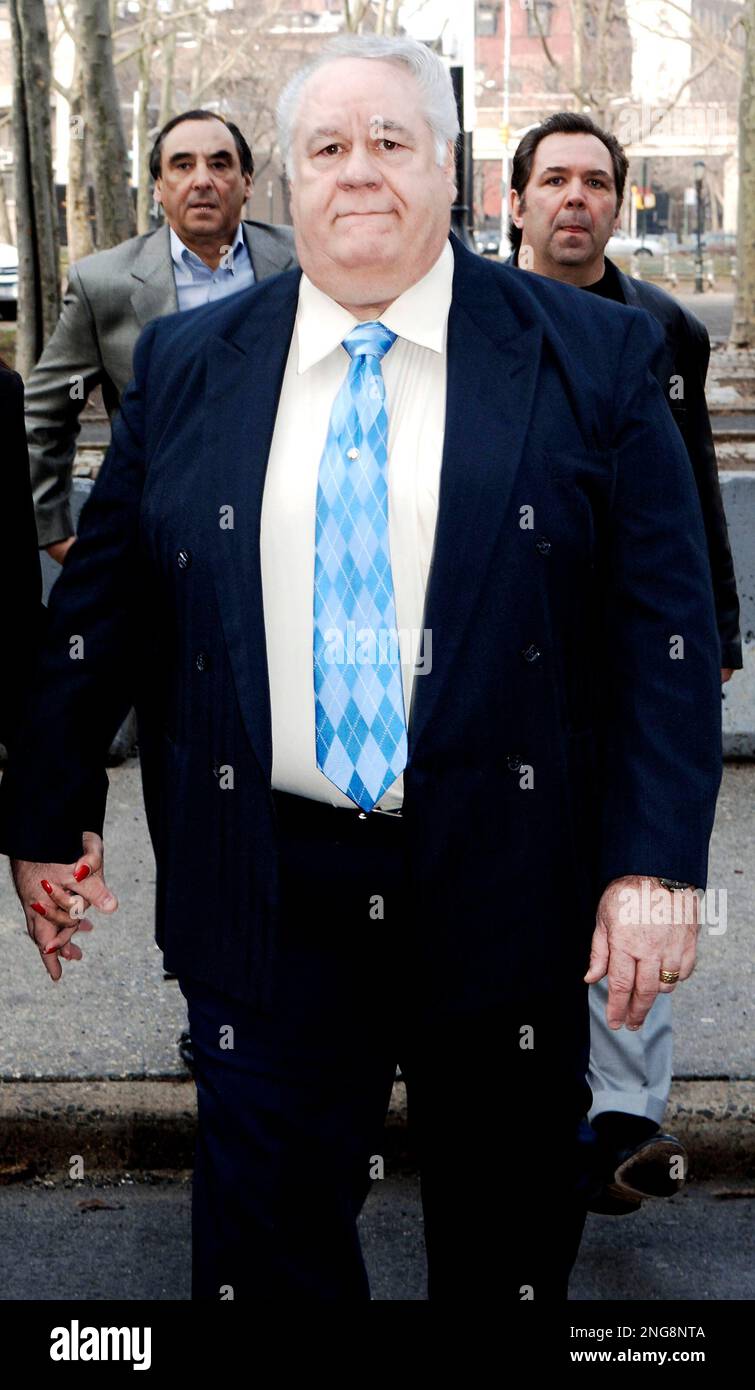**FILE** Former New York City police detective Louis Eppolito enters ...