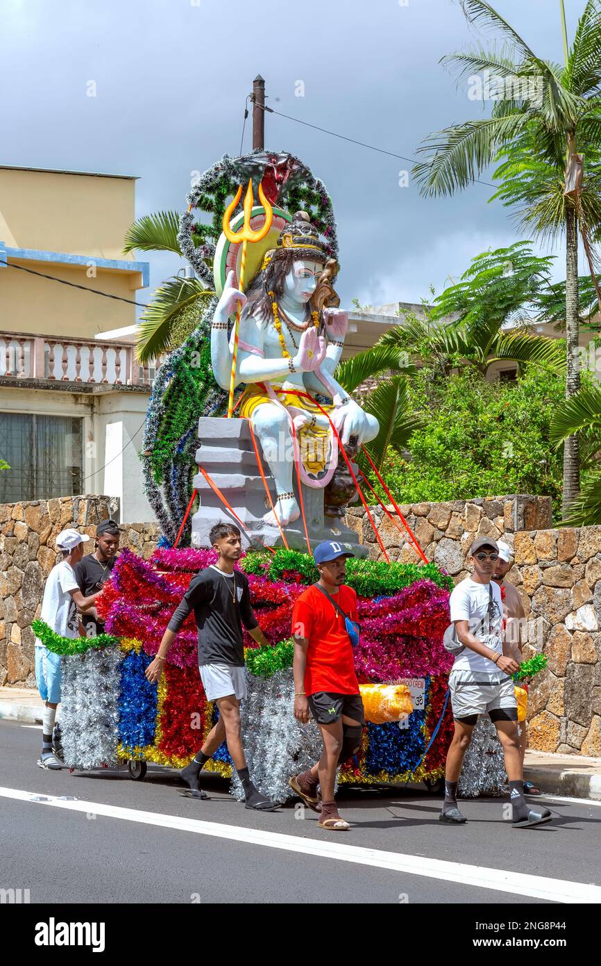 Mahashivratree pilgrims on their way to the sacred lake of Grand Bassin, Savane district in the ...
