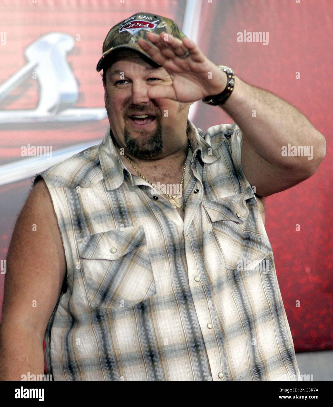 Dan Whitney, better known as Larry The Cable Guy, arrives for the ...