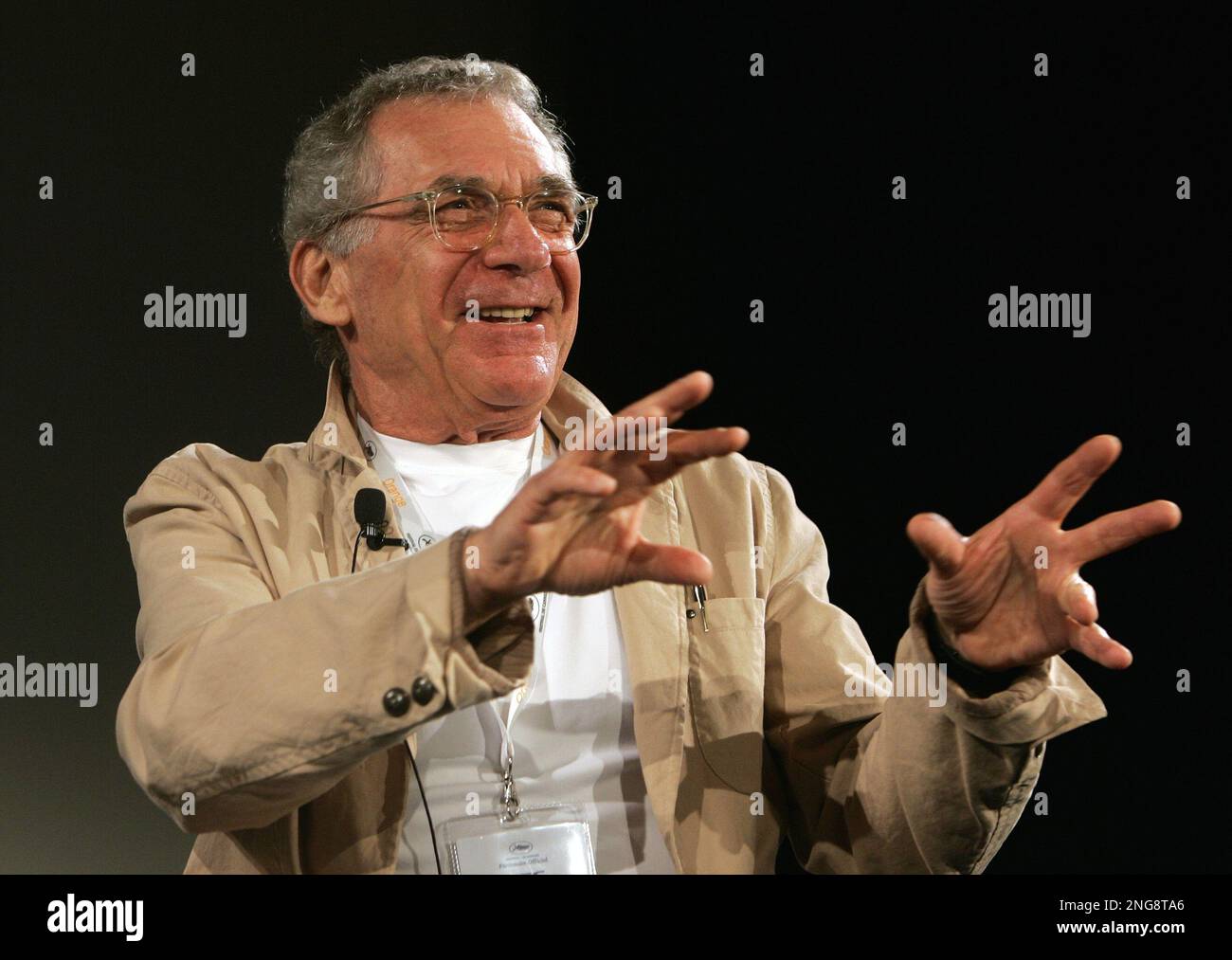 American film director Sydney Pollack talks during a masterclass ...