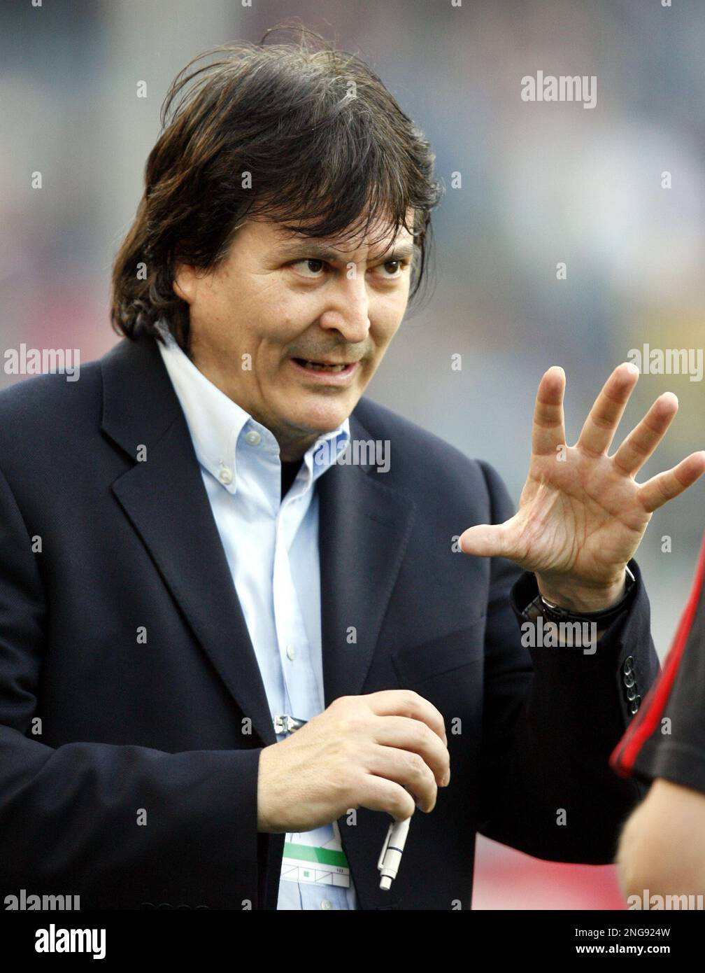 Italian journalist Nando Sanvito during Champions League second leg ...