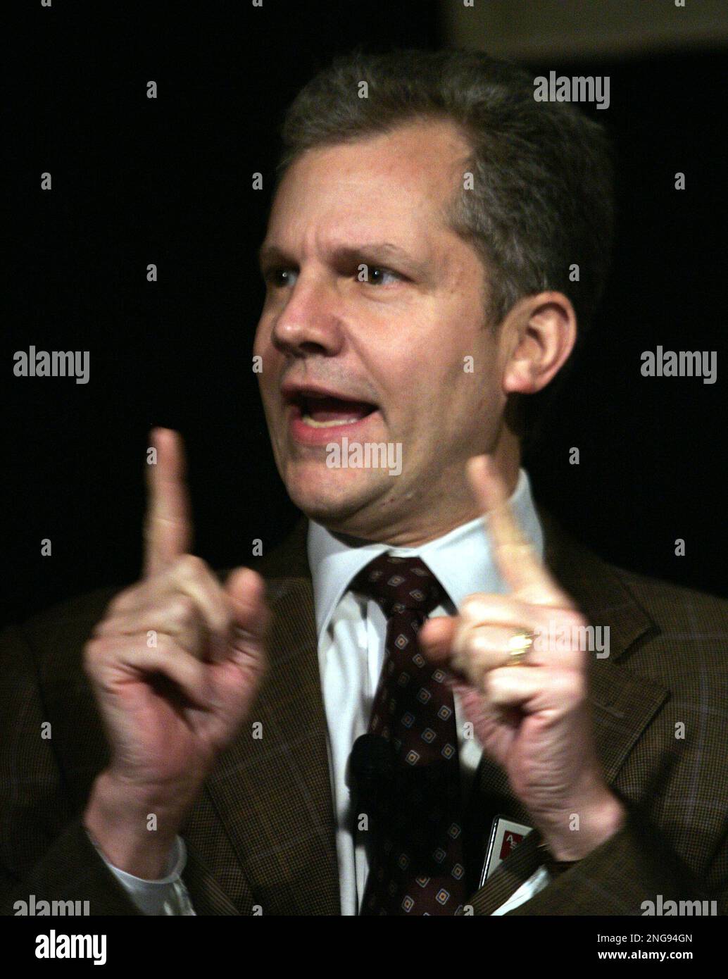 New York Times publisher Arthur Sulzberger, Jr., speaks during the ...