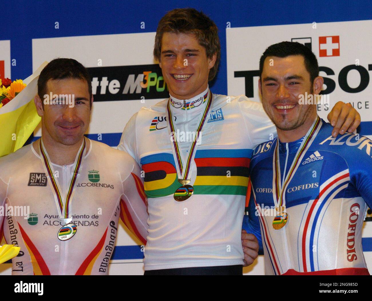 From left to right Spain's Jose Antonio Escudero Raimondez, silver ...