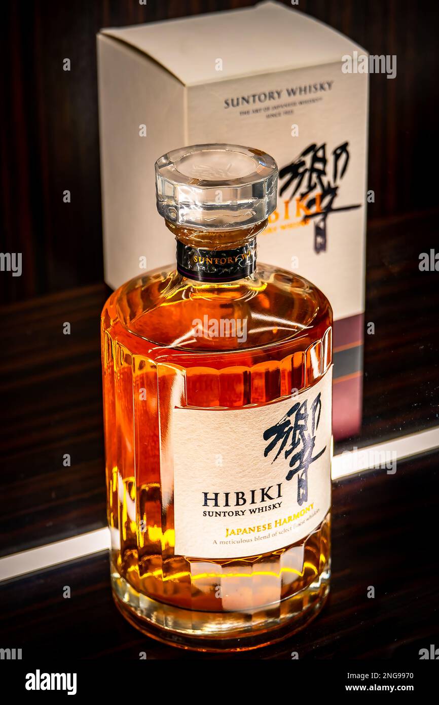 Hibiki whisky logo hi-res stock photography and images - Alamy