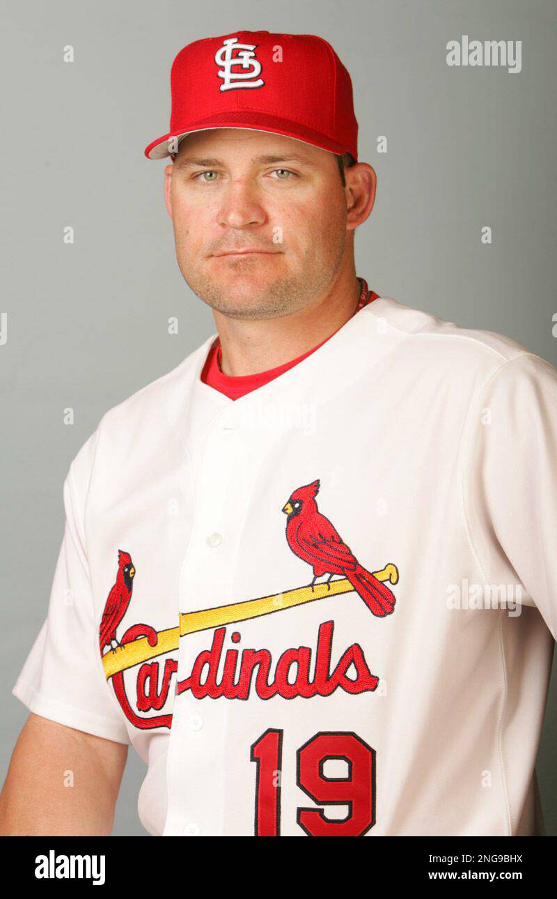 This is a 2006 file photo of Dave Berg of the St. Louis Cardinals ...