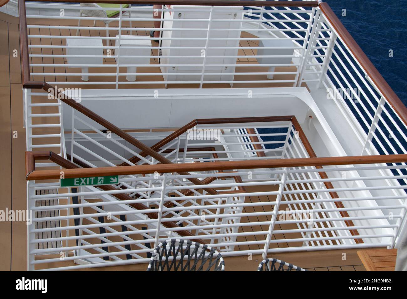 Cruise ship staircases hi-res stock photography and images - Alamy