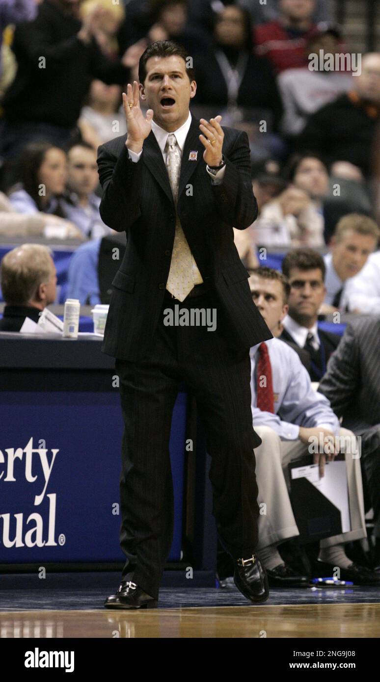 Iowa head coach Steve Alford reacts during the game against Minnesota ... Iowa head coach Steve Alford reacts during the game against Minnesota ...