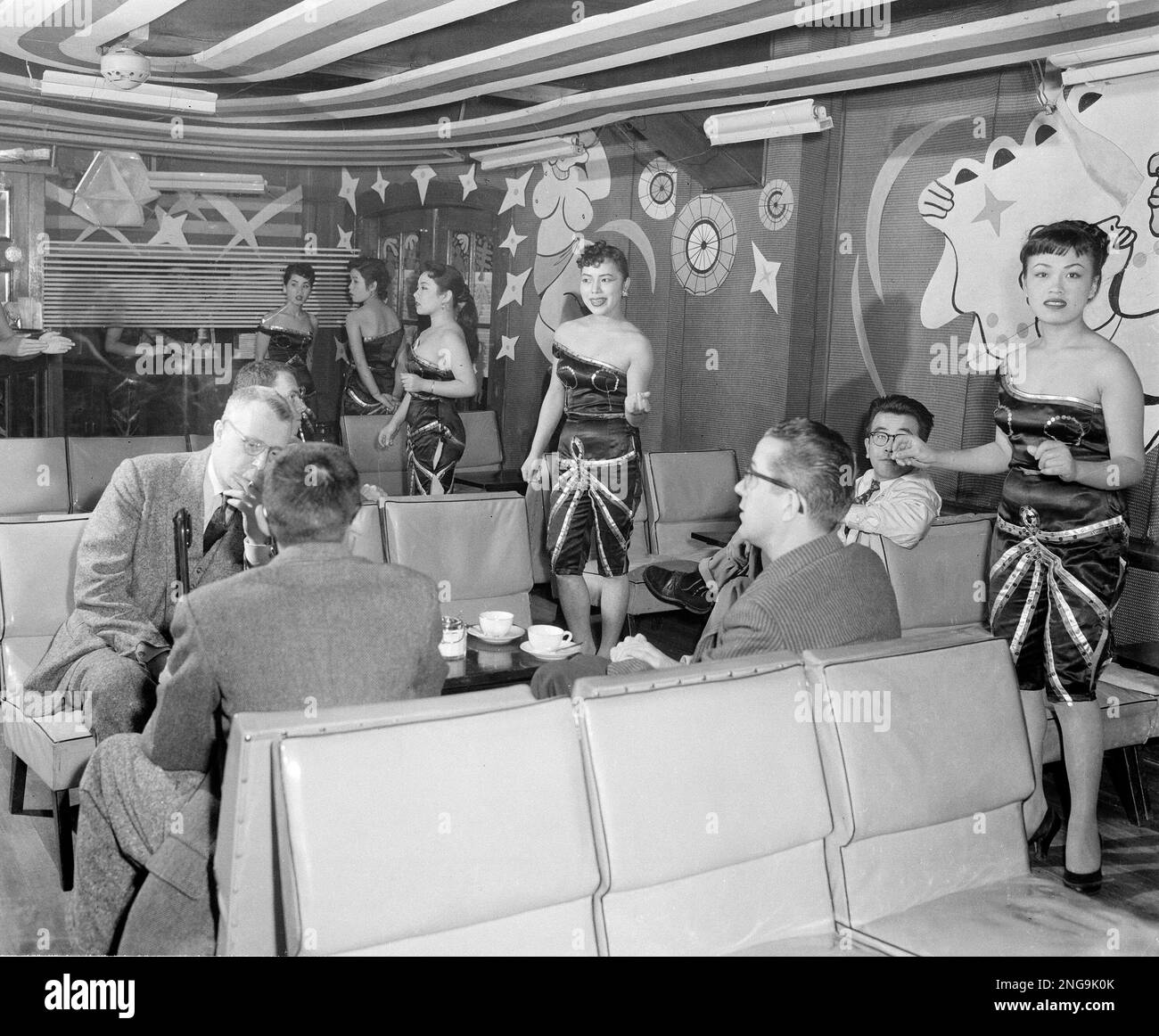 Jazz music and dancing waitresses are featured at the Albion coffee ...