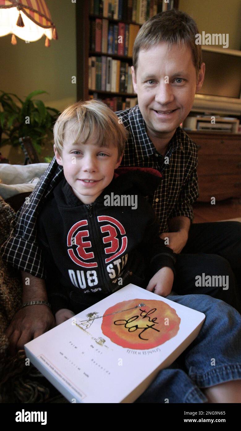 ** ADVANCE FOR WEEKEND, MARCH 4-5 ** Eric Ligon with his eight-year-old ...