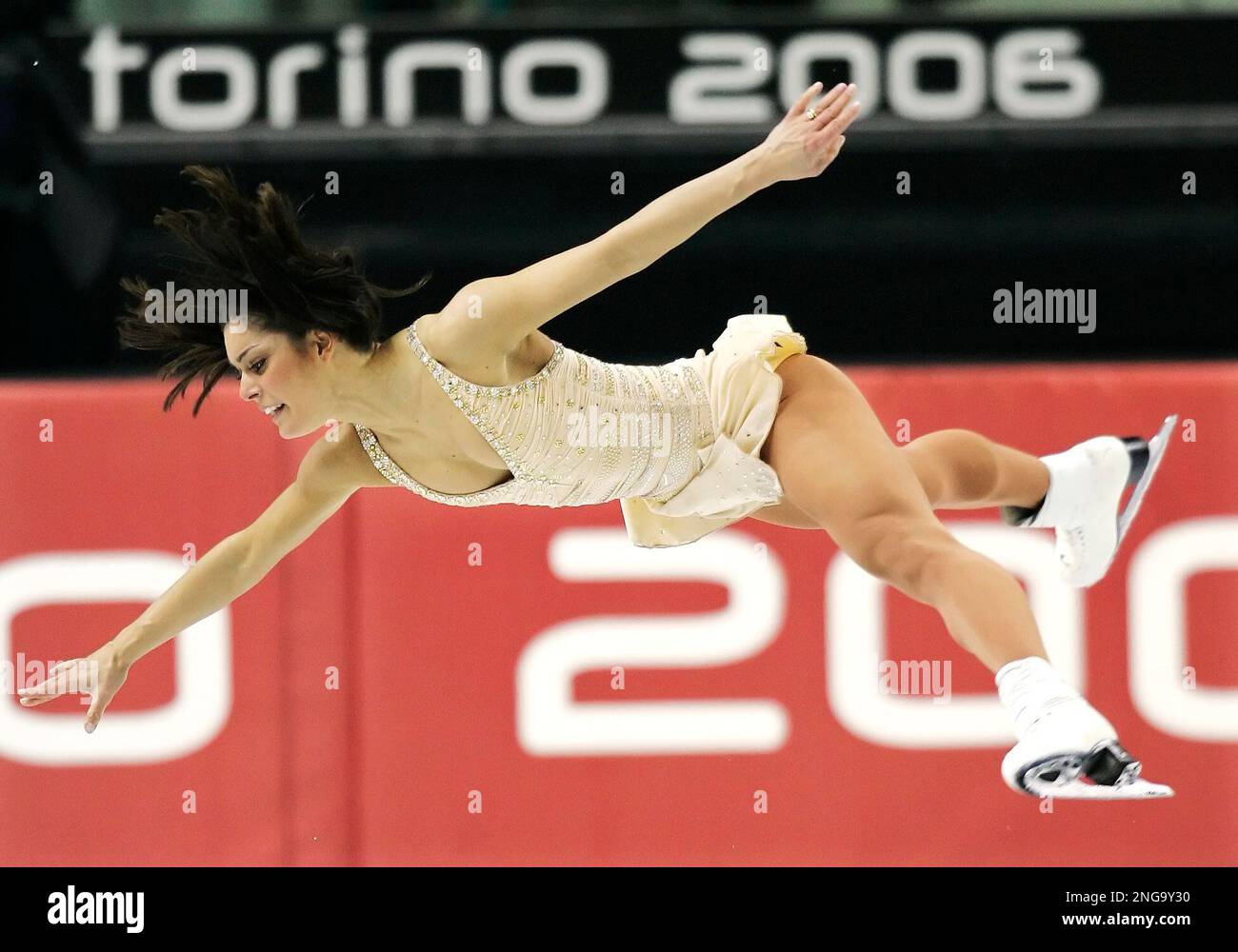 Italy's Silvia Fontana performs a death drop during the Women's Figure ...