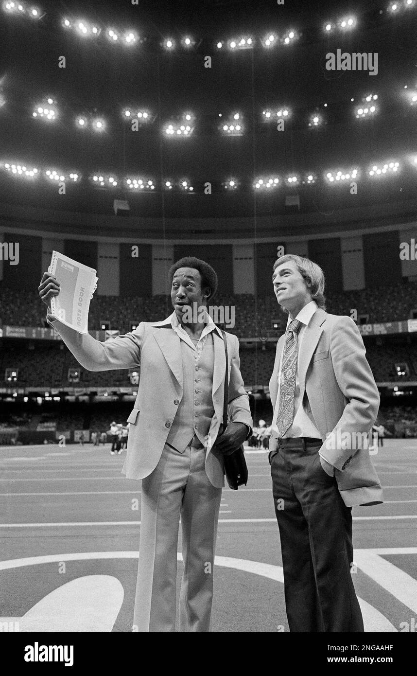 Preston Pearson, left, and Golden Richards, both of the Dallas Cowboys ...