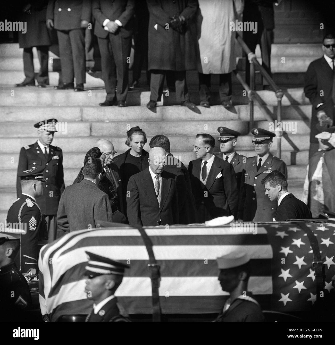 Former President Dwight Eisenhower, center, and Harry S. Truman, left ...