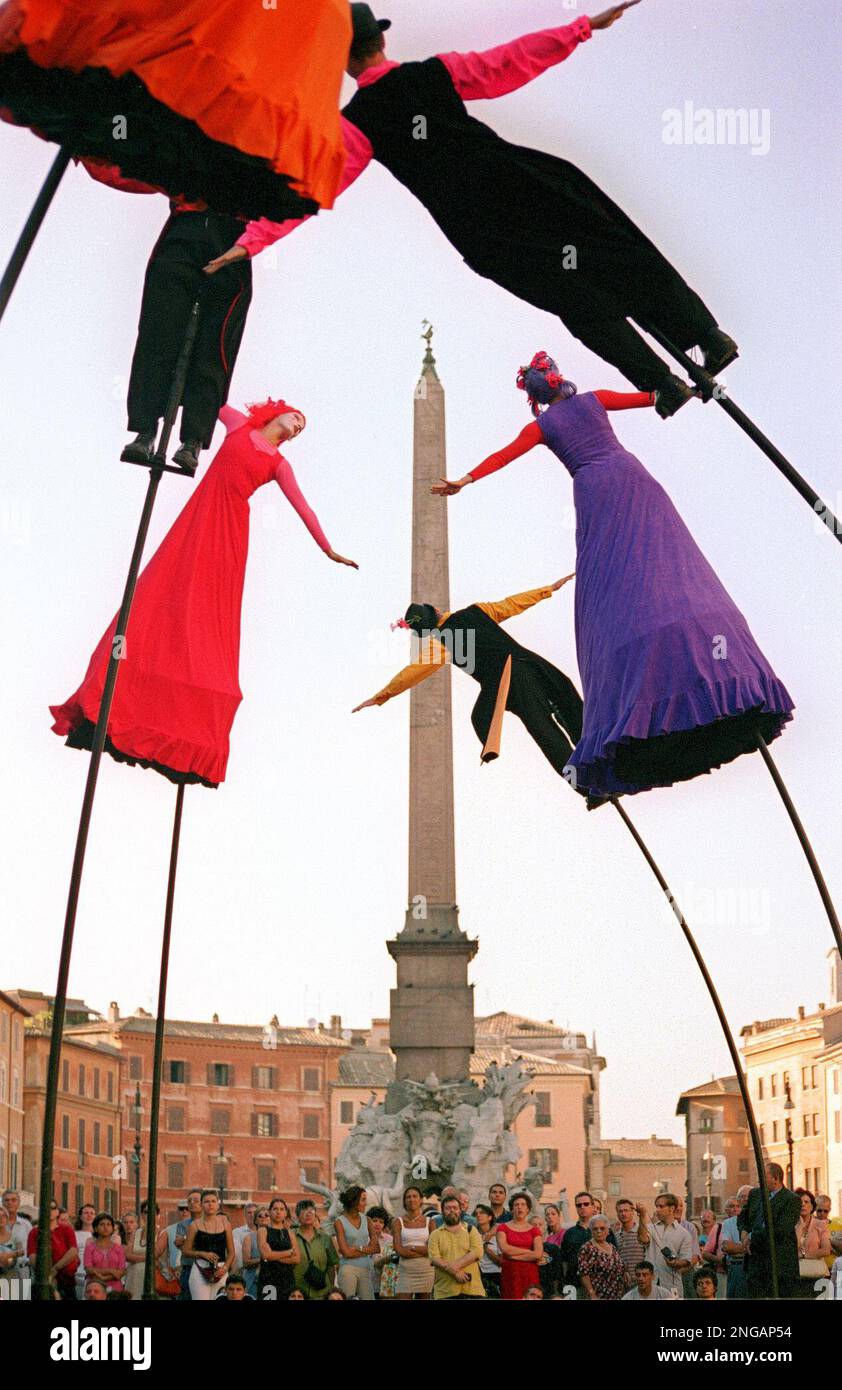 The "Strange Fruits" acrobatic dancers perform in central Rome's Piazza ...