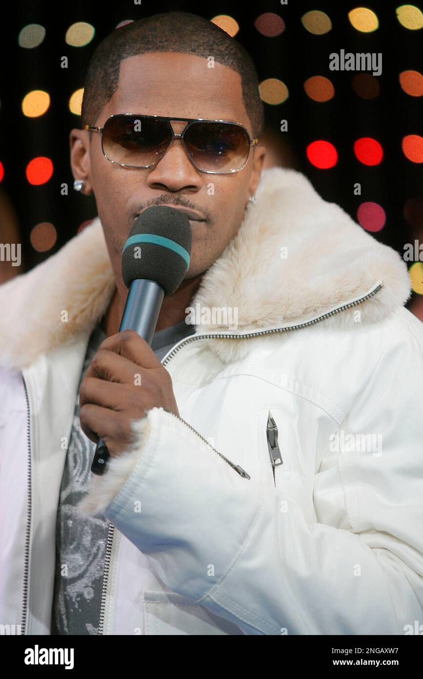 Academy Award winner Jamie Foxx appears on MTV's "Total Request Live ...