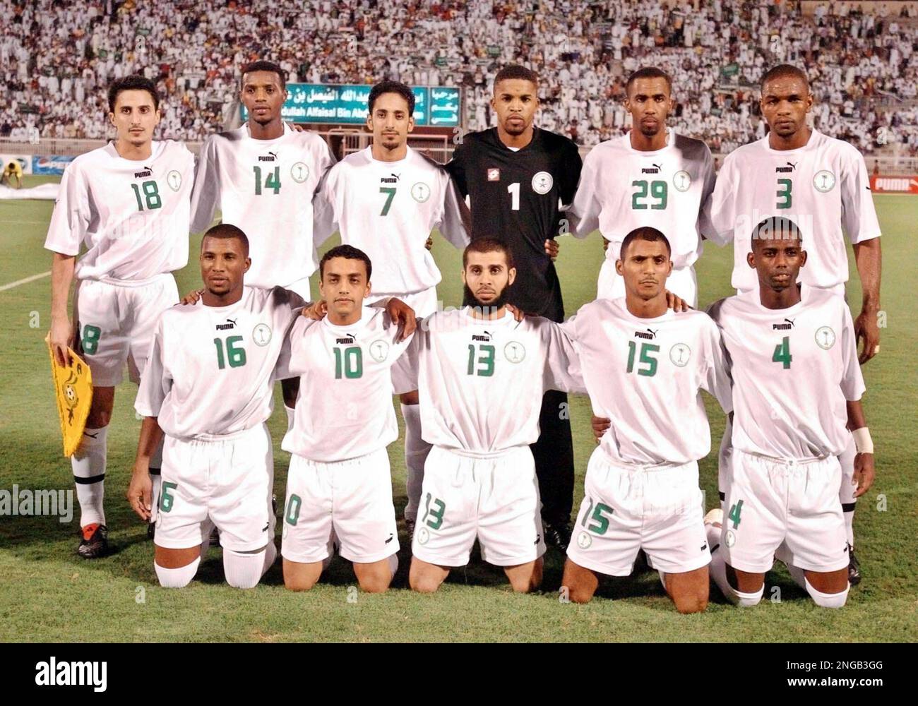 The Saudi Arabian national soccer team pose for a group photo before ...