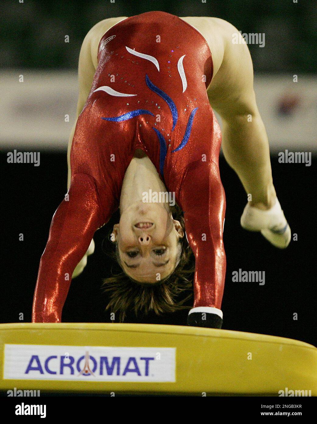 ** THIS CORRECTS LAST NAME TO TWEDDLE ** Great Britain's Elizabeth ...