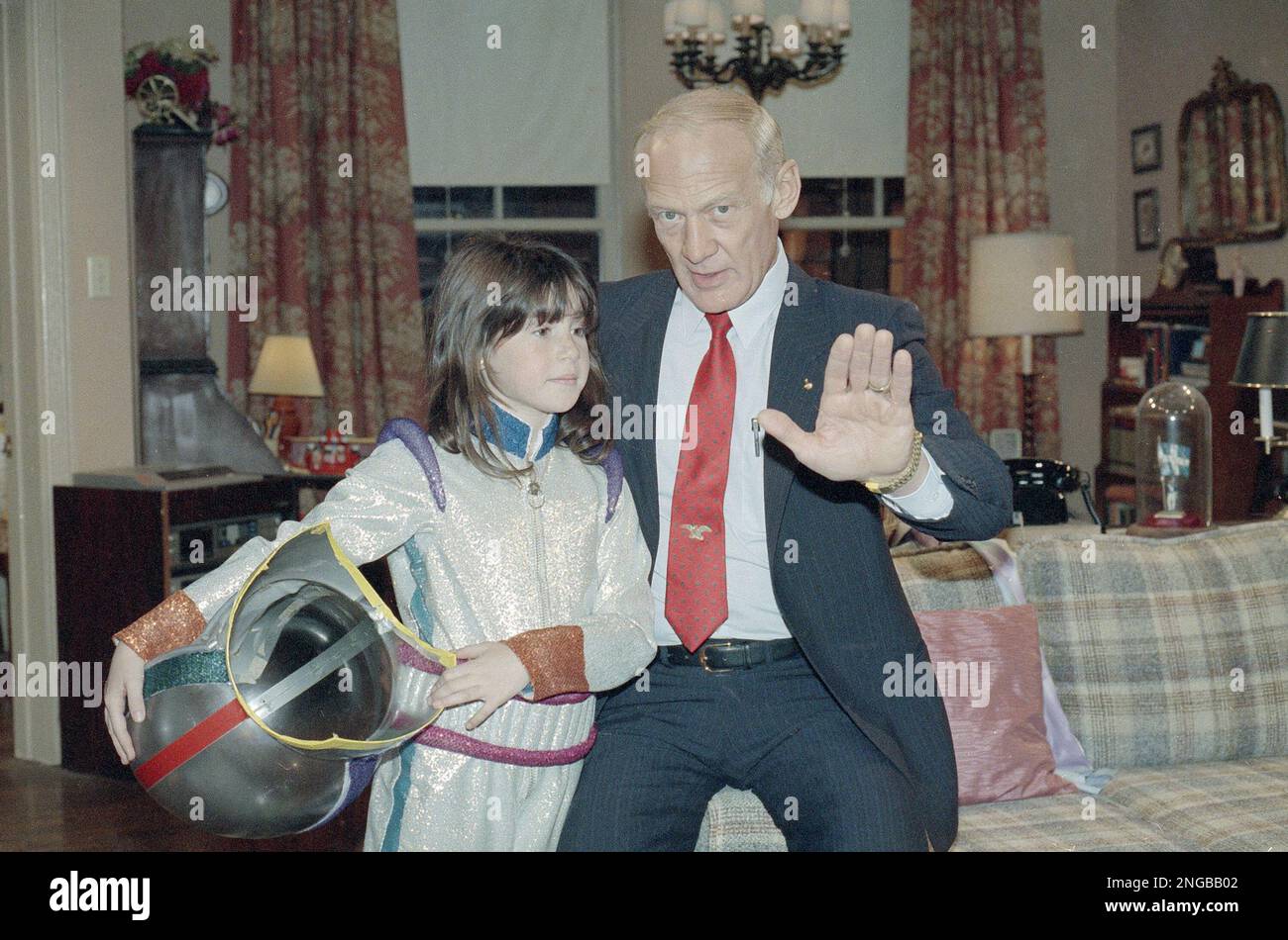 Astronaut Buzz Aldrin chats with the young star of "Punky Brewster ...