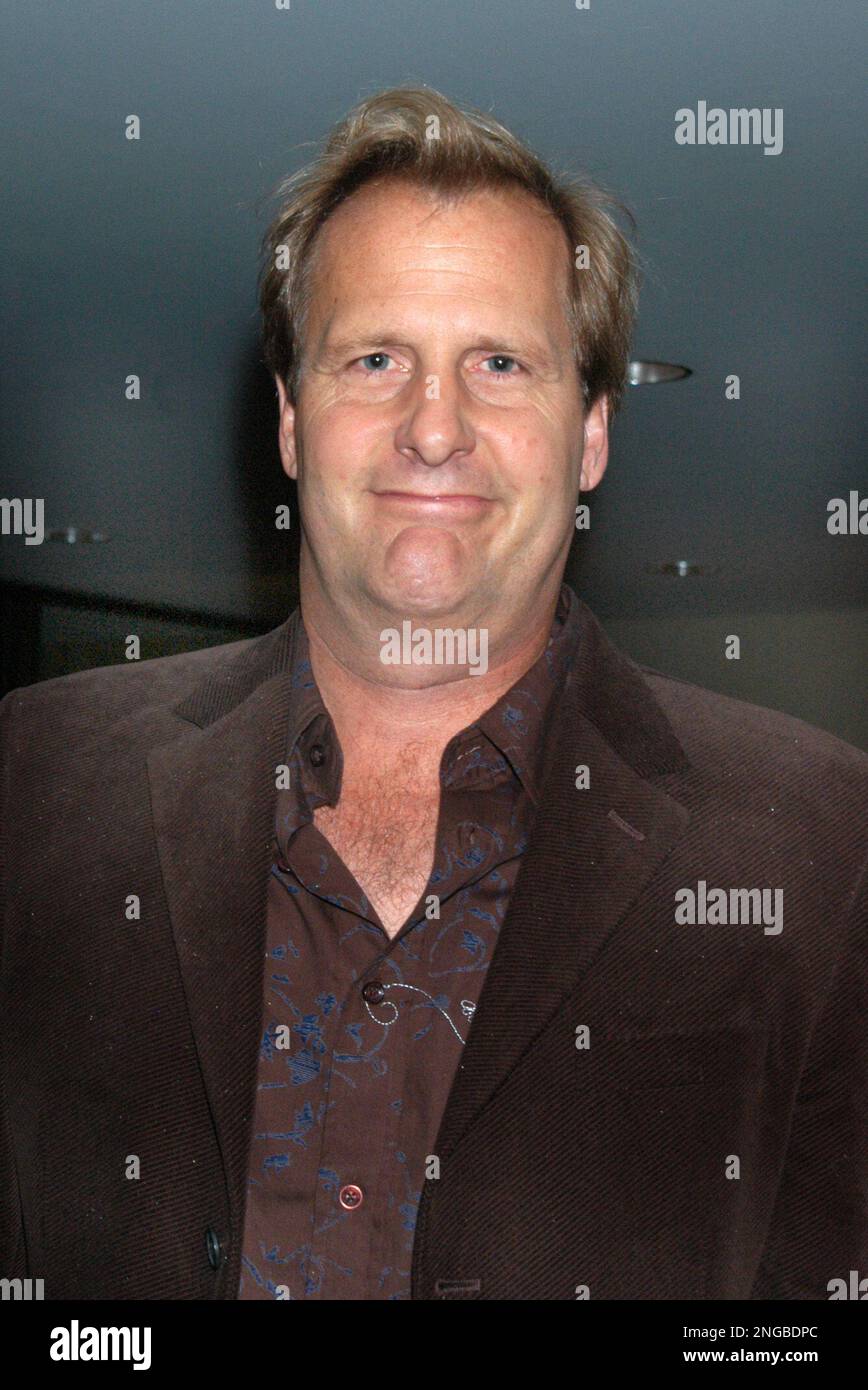 Actor Jeff Daniels arrives at Lincoln Center in New York City for the ...