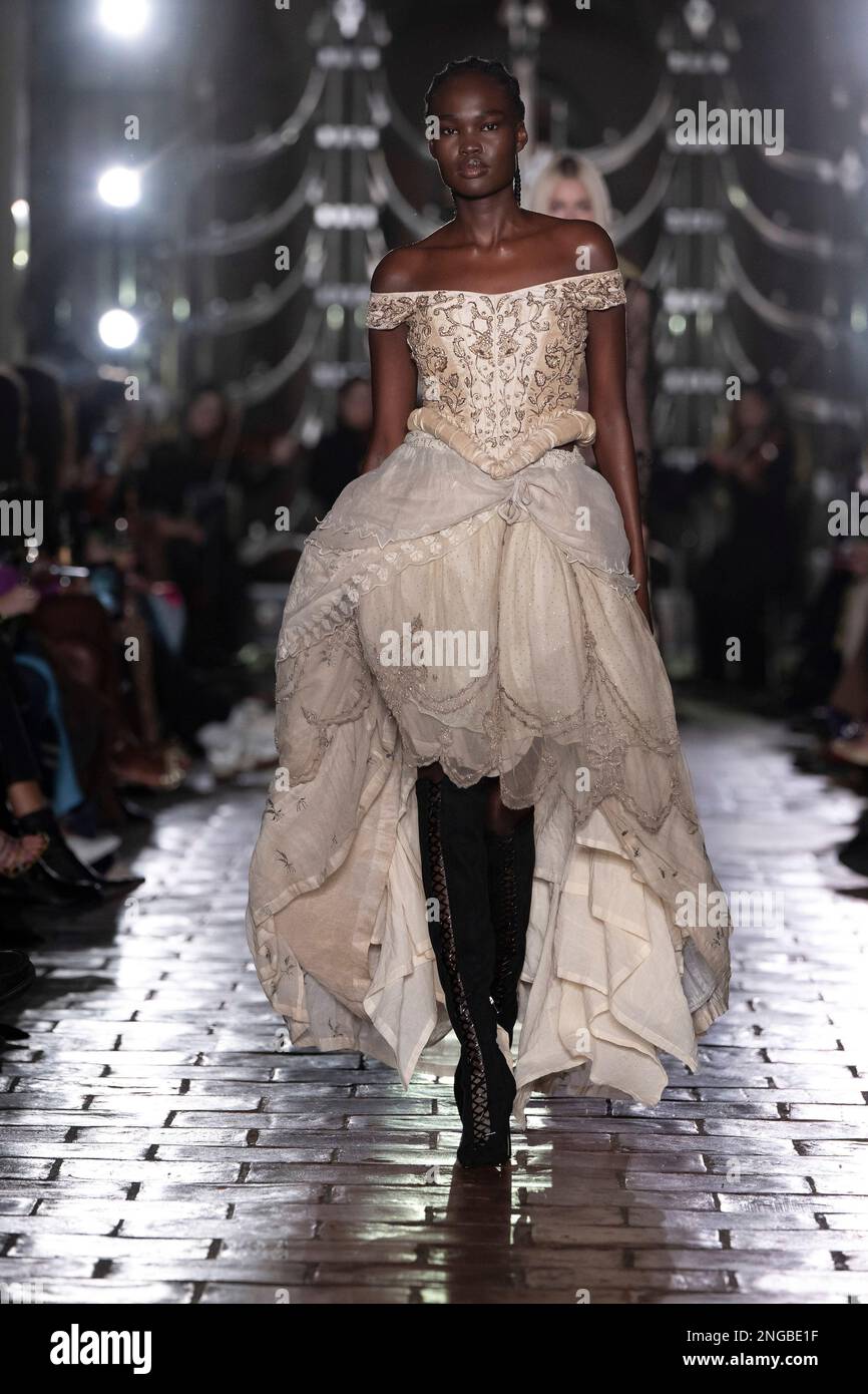 London, UK. 17th Feb, 2023. Models on the runway at the Annies Ibiza ...