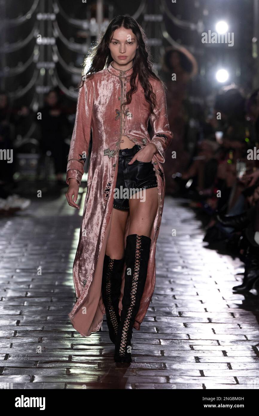 London, UK. 17th Feb, 2023. Models on the runway at the Annies Ibiza ...