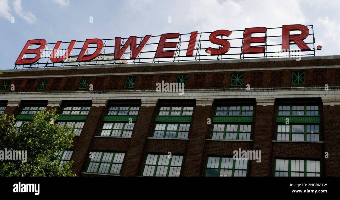 The name "Budweiser." Tuesday, July 26, 2005 above the Bevo Building on ...