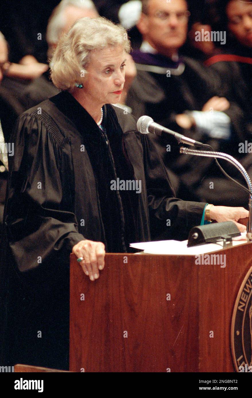 Supreme Court Justice Sandra Day O'Connor delivers the commencement ...