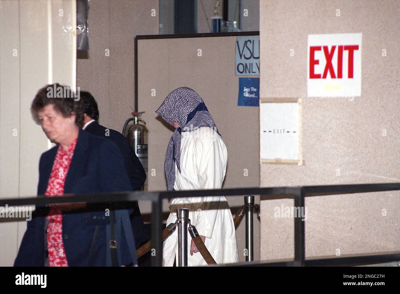 Carolyn Warmus arrives at Westchester County Court in White Plains, N.Y ...