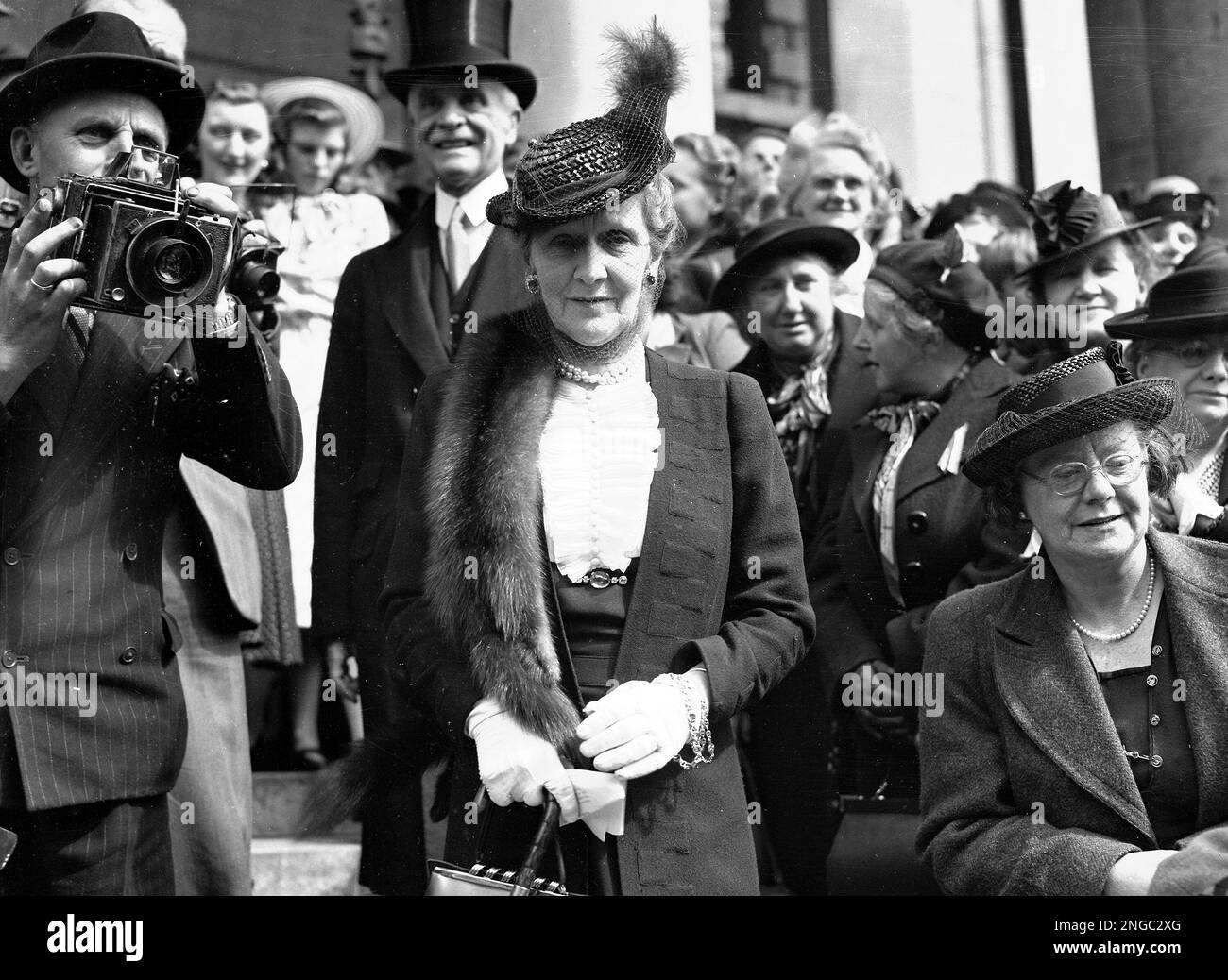 Lady Nancy Astor stands on the steps of St. Martin's-in-the-Field ...