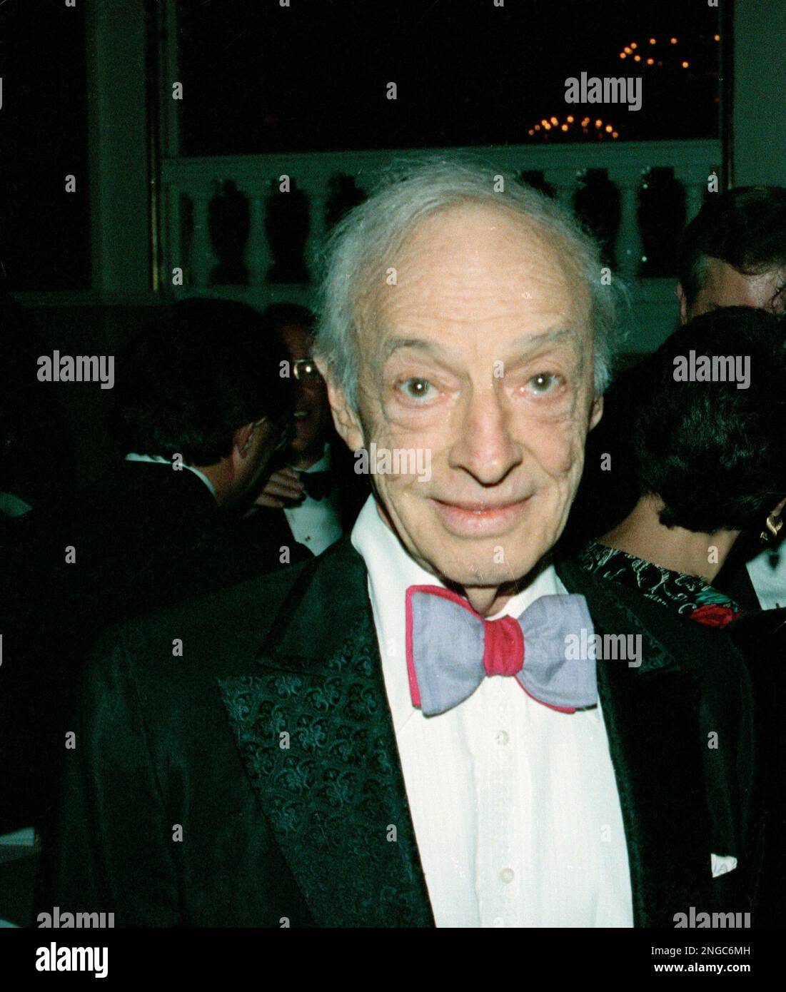 Nobel Laureate Saul Bellow attends a reception, Nov. 28, 1990 in New ...