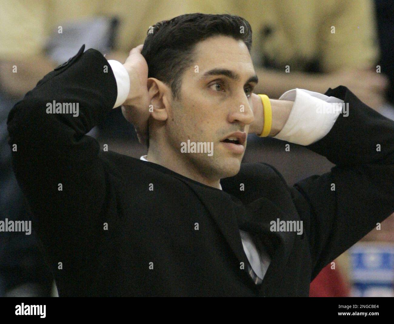 Temple acting coach Dan Leibovitz watches during a second-round game ...