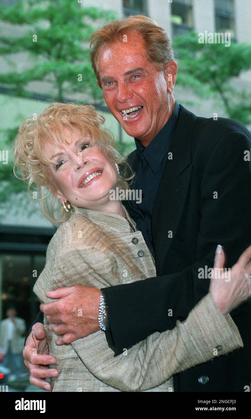 Sandra Dee 92 Sandra Dee 1960 Stock Photos, High Res Pictures, And