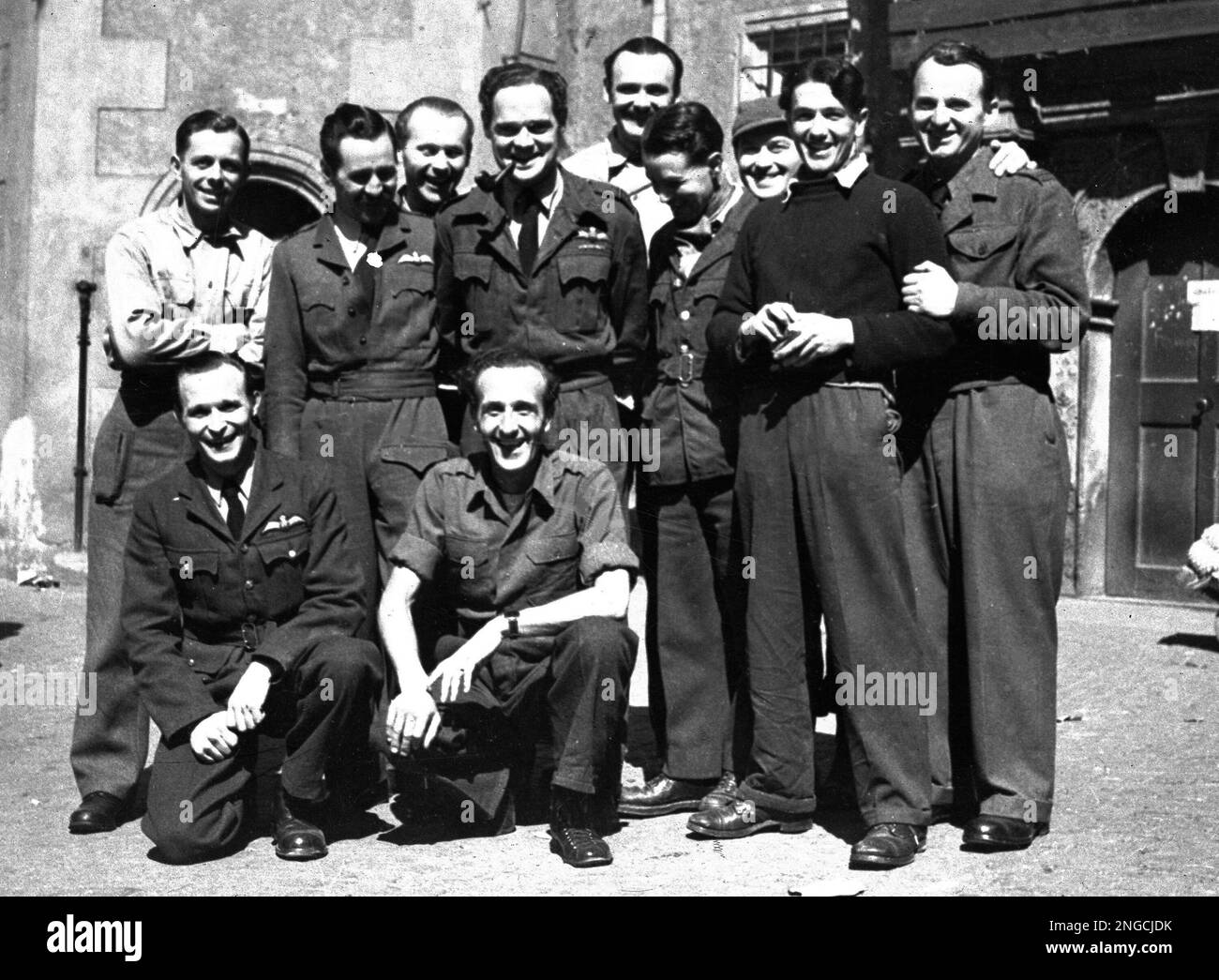 RAF Wing Commander Douglas Bader, who was shot down over France in 1941 ...