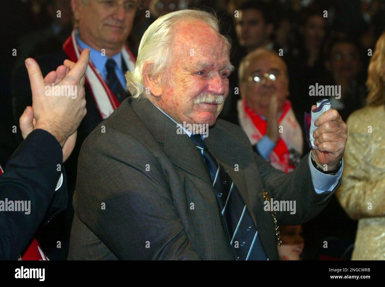 Prince Rainier of Monaco, full of emotion, arrives at the opening ...