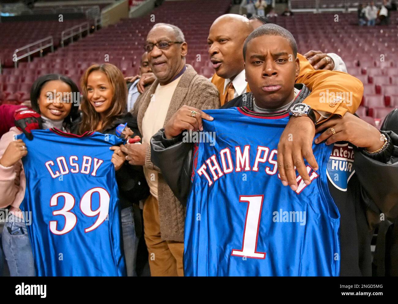 Kenan Thompson, right, who has the title role in the film "Fat Albert ...