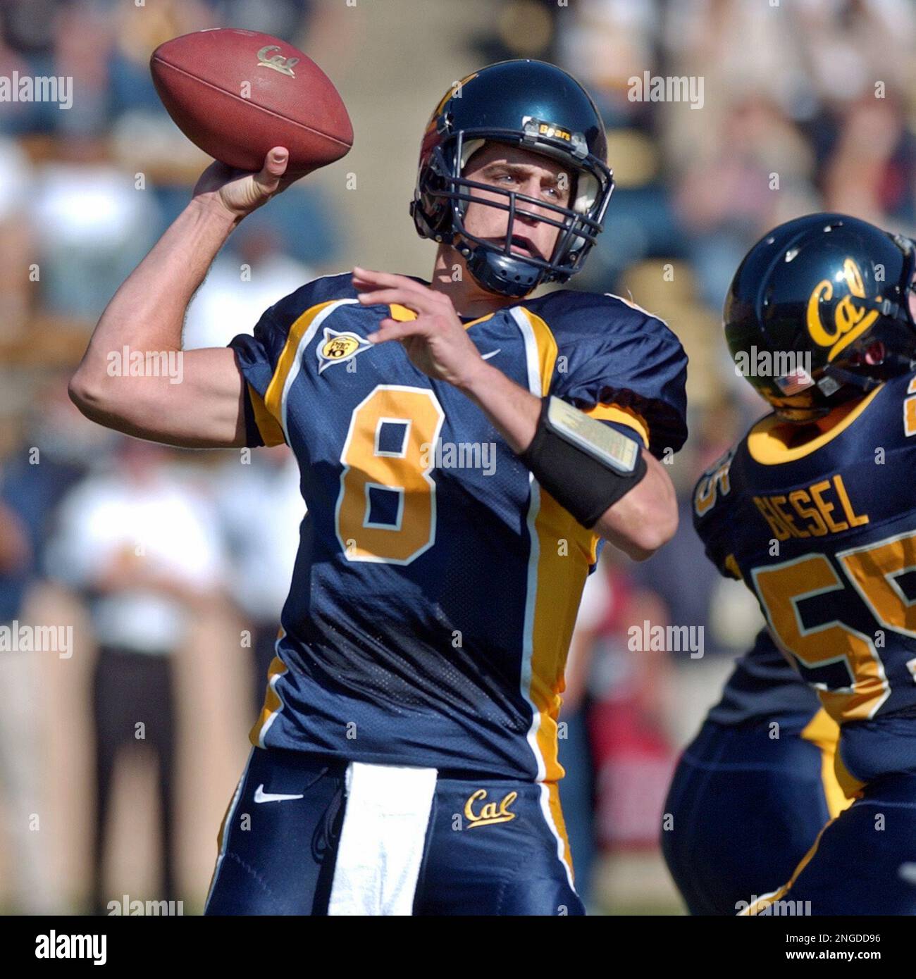 California quarterback Aaron Rodgers passes against Oregon in the first ...
