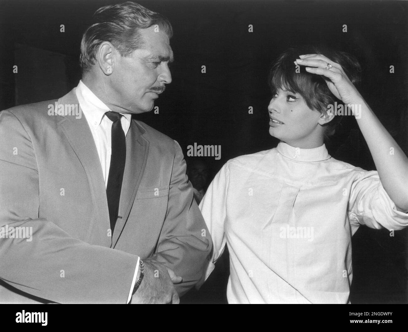Ameircan movie actor Clark Gable, left, and Italy's Sophia Loren are ...