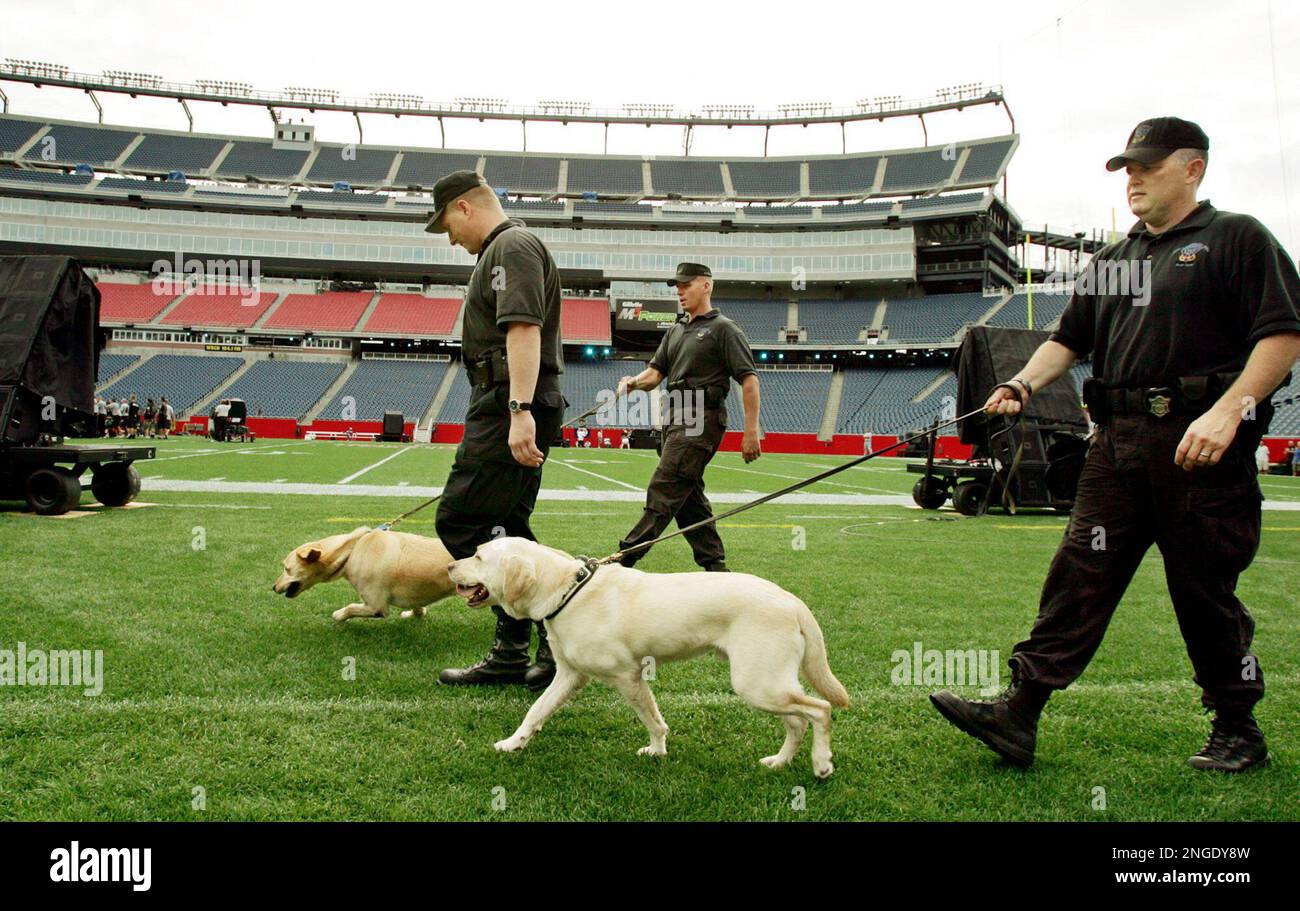 Members of the Massachusetts State Police Bomb Squad use bomb-sniffing ...