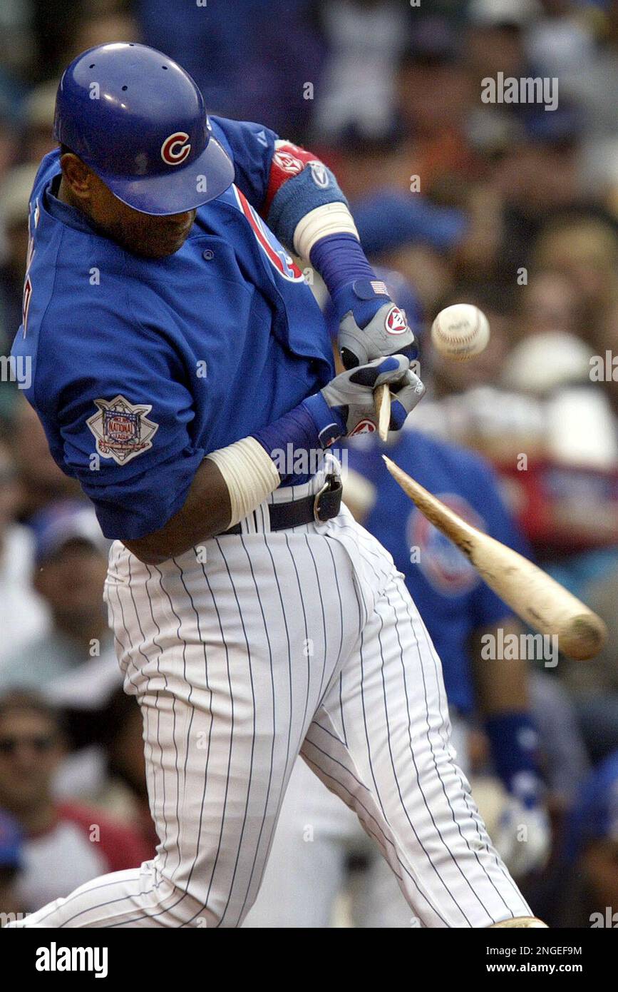Chicago Cubs' Sammy Sosa breaks his bat in the first inning against San ...