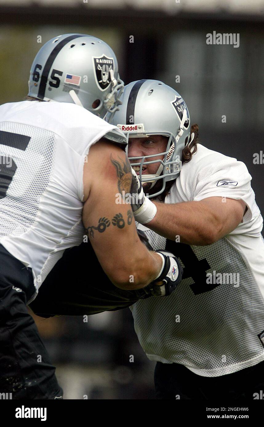 Oakland Raiders number one draft pick offensive tackle Robert Gallery ...
