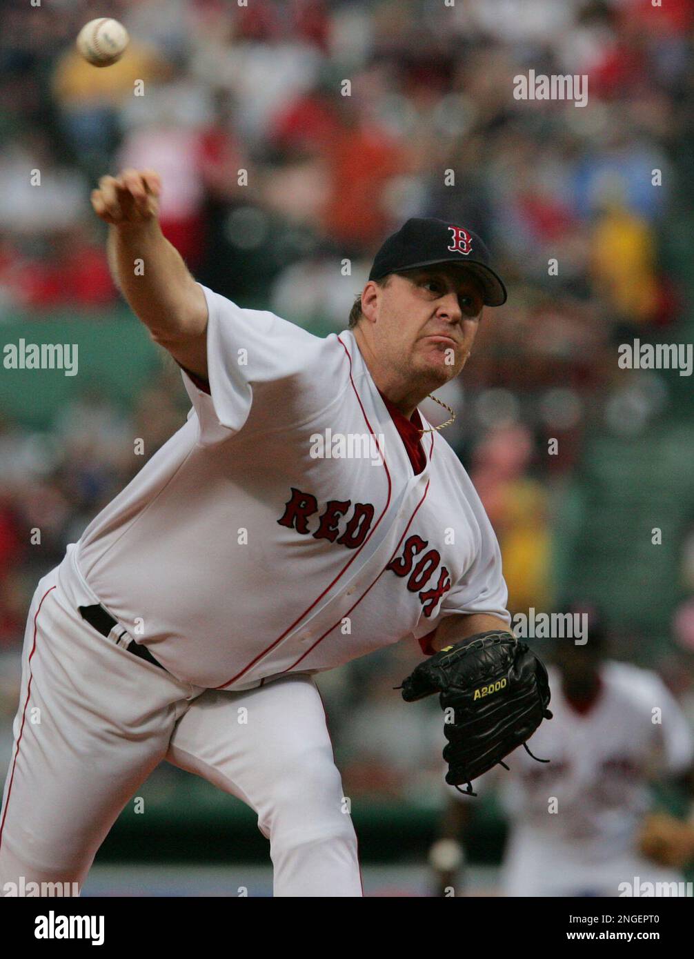 Boston Red Sox starting pitcher Curt Schilling delivers a throw during ...