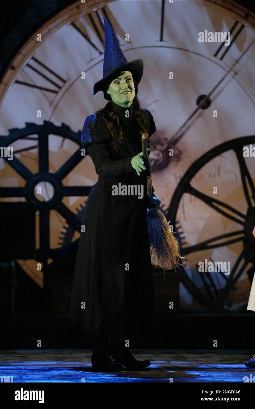 Idina menzel and wicked hi-res stock photography and images - Alamy