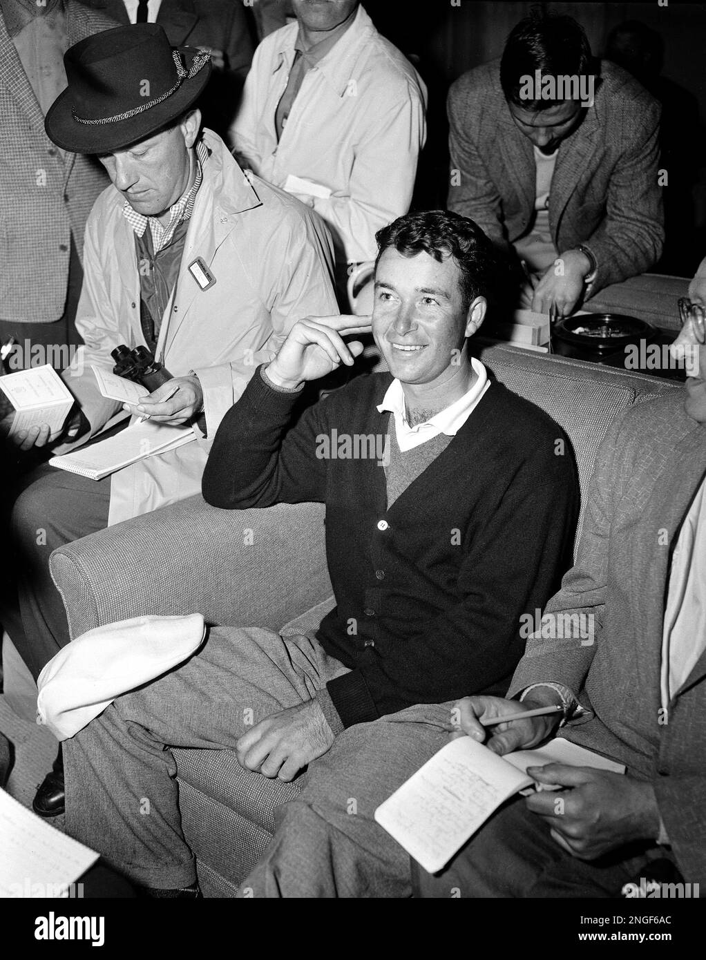 Pro golfer Ken Venturi of San Francisco is shown during an interview ...
