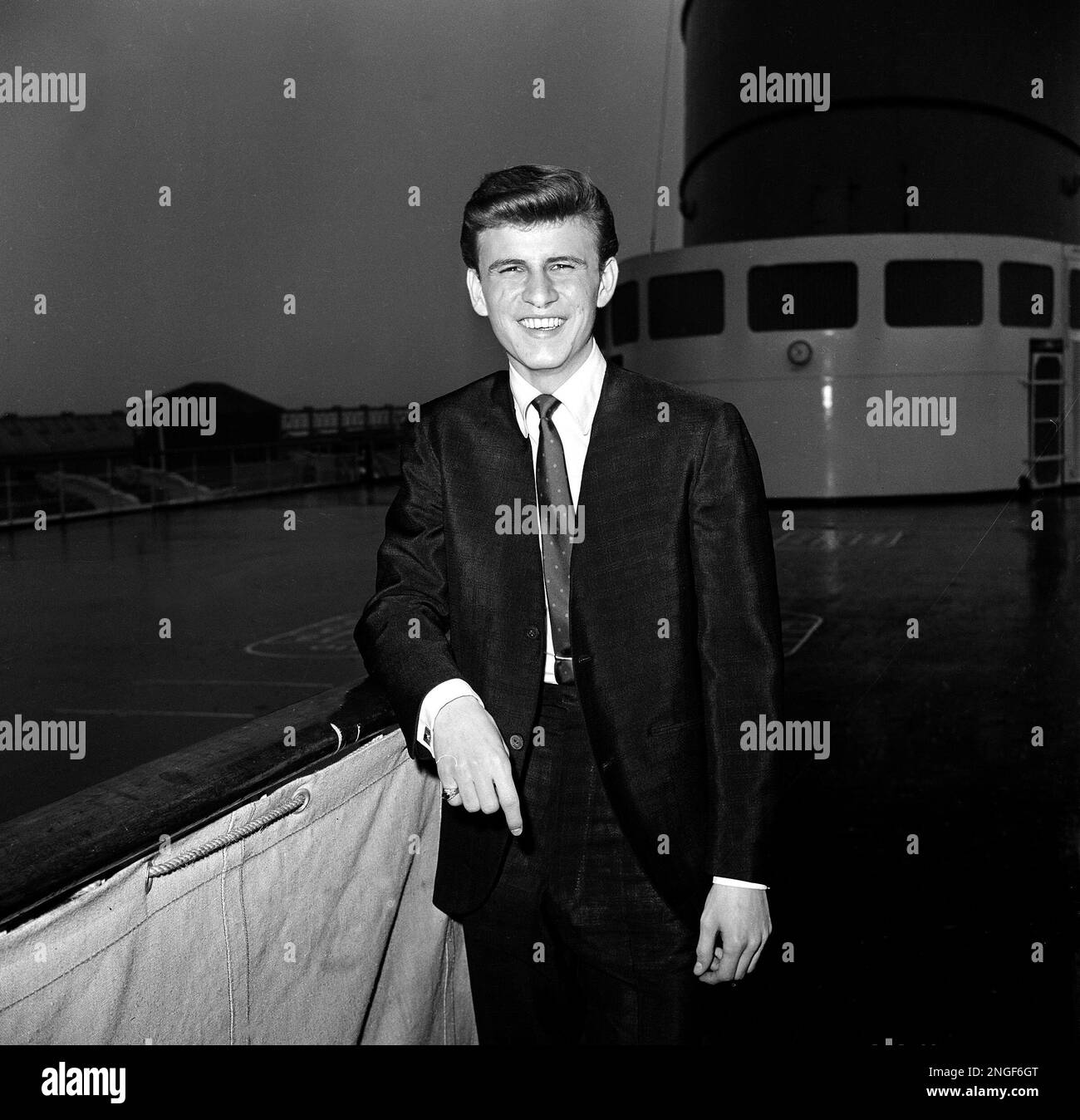 Singer Bobby Rydell from Philadelphia, Pa., is shown aboard a luxury ...