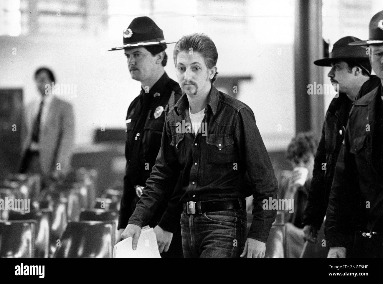 Robert Lee Willie, who is on death row for raping and killing an 18 ...