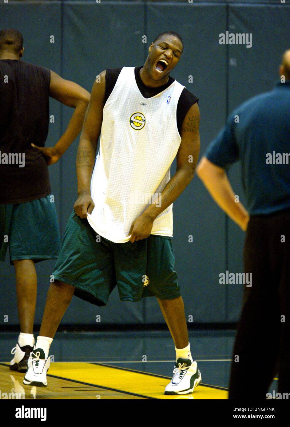 Seattle SuperSonics' newest player Leon Smith has a laugh during ...