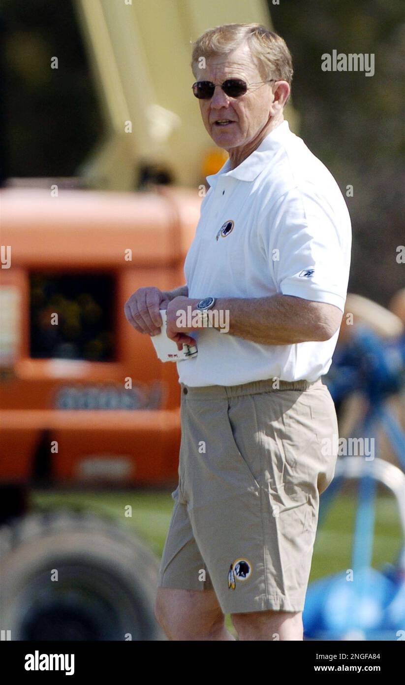 Washington Redskins coach Joe Gibbs looks over the field during the ...
