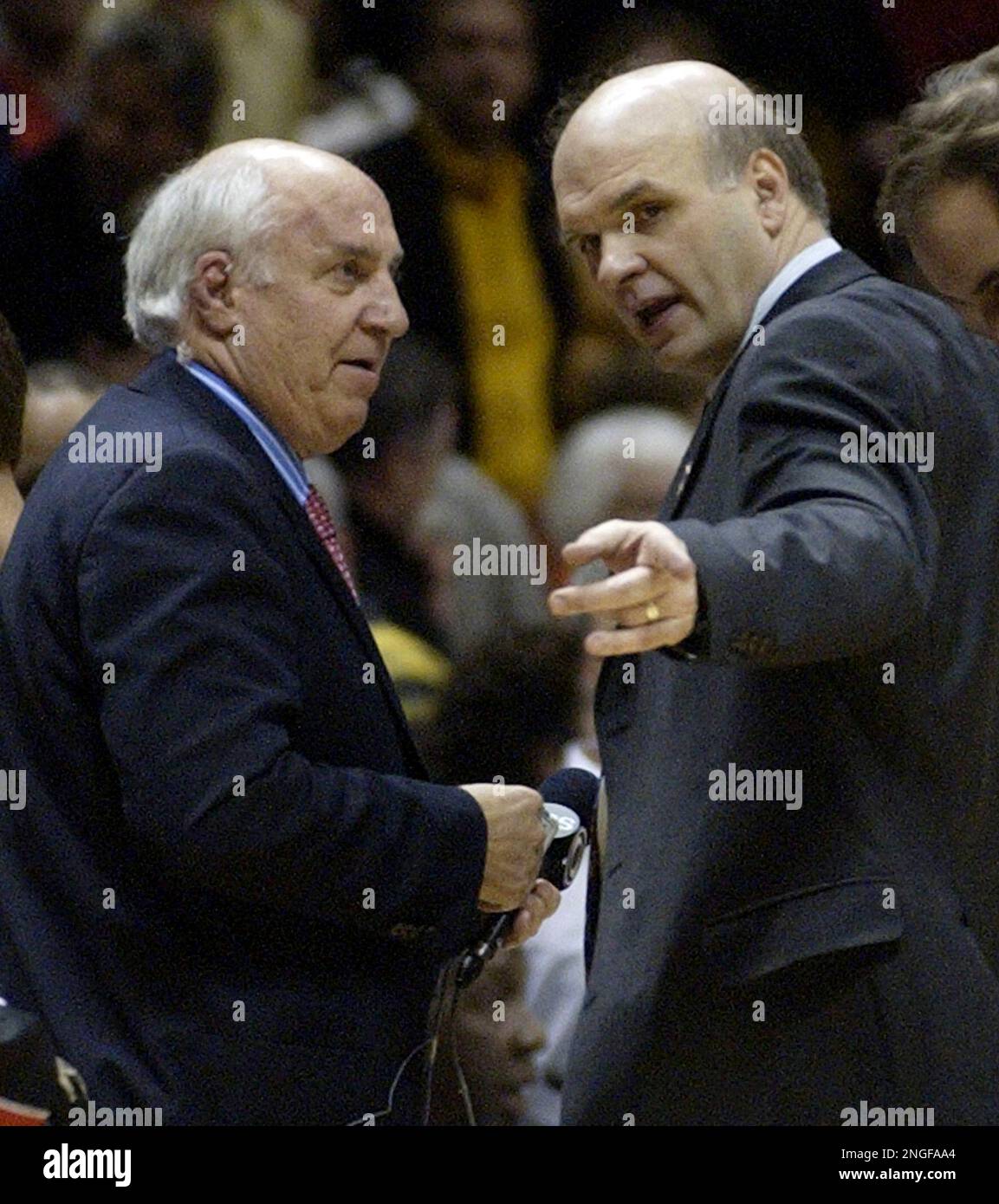 Saint Joseph's coach Phil Martelli, right, chats with CBS commentator ...