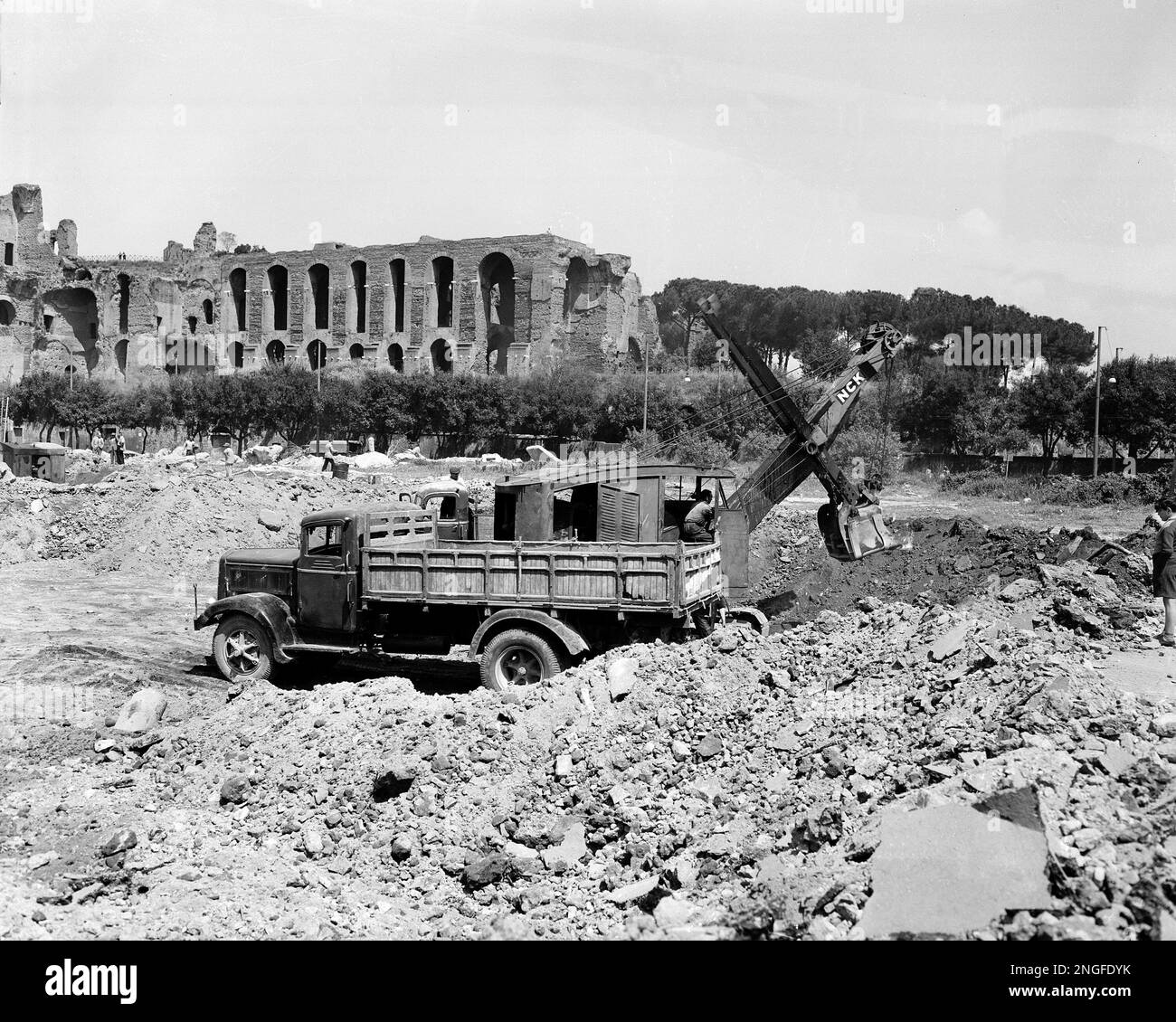 With the impressive ruin of the old Imperial Palace in the background ...